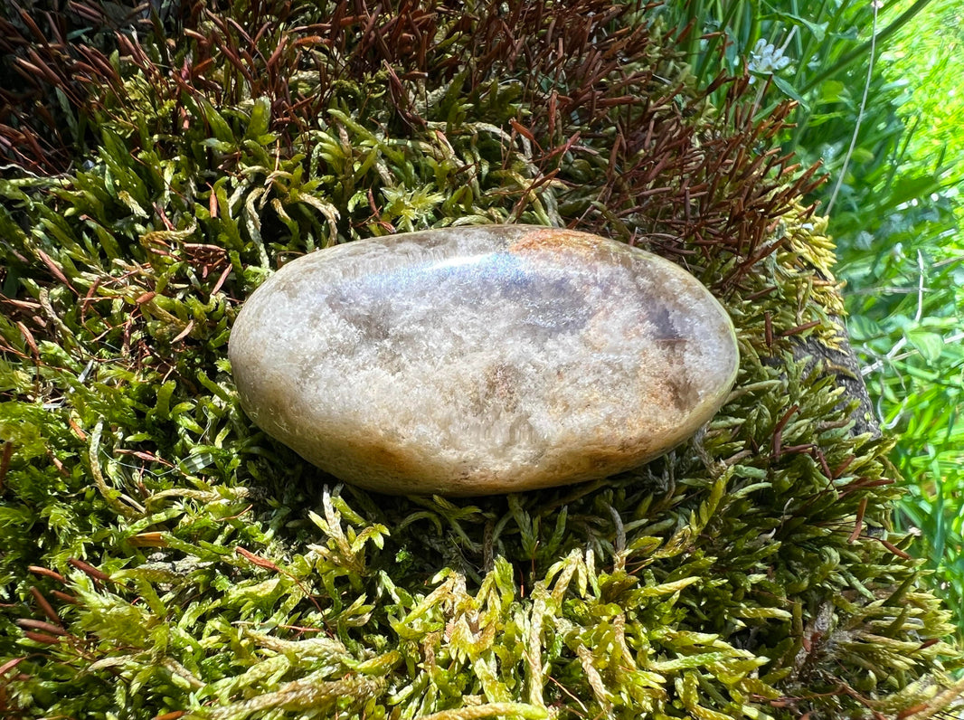 Crystal Freeforms & Domes – Gem Realm